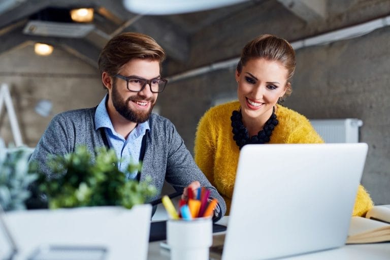 HTML Vertical Line: 6 Different Approaches to Creating it - Position Is ...